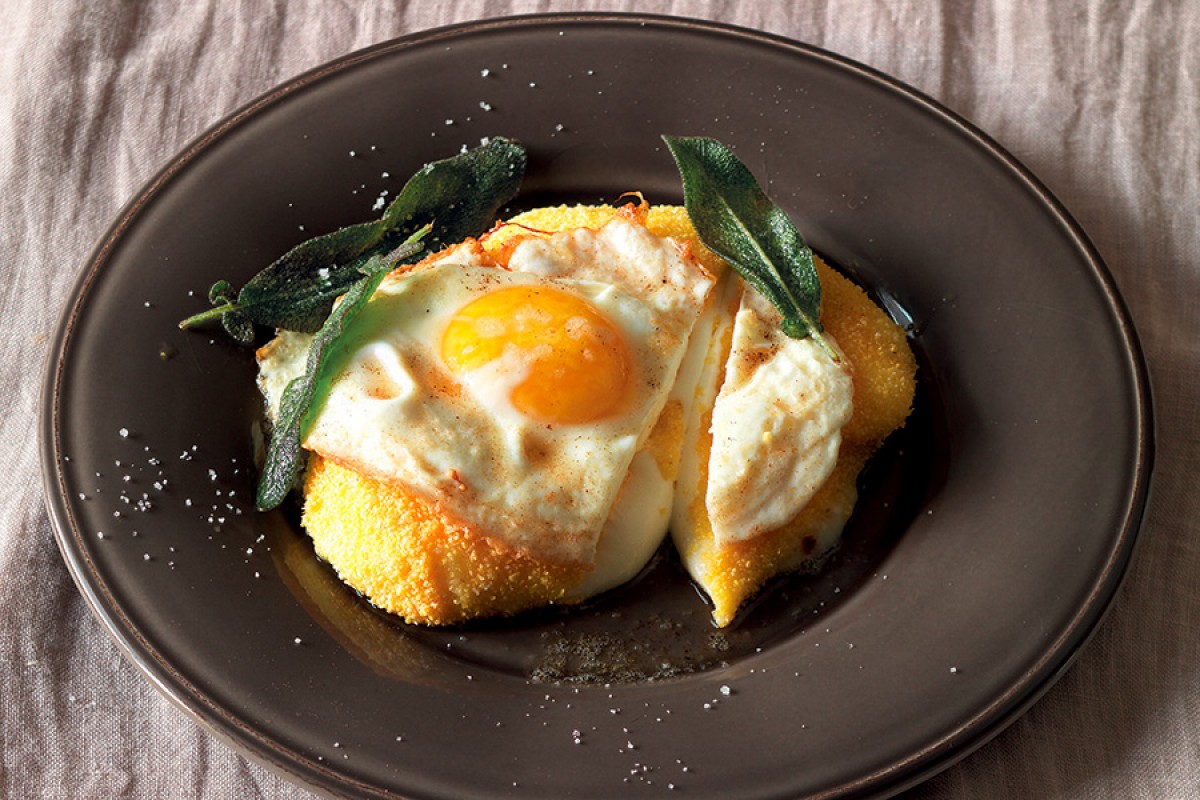 Fried Scamorza and Egg with Sage Recipe - La Cucina Italiana