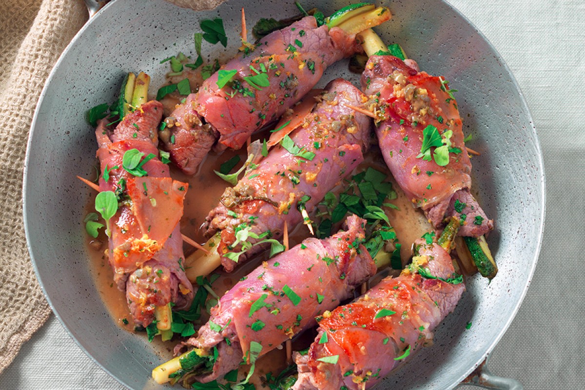 Beef Fillet Roulades with Prosciutto Crudo, Arugula and Zucchini Recipe ...