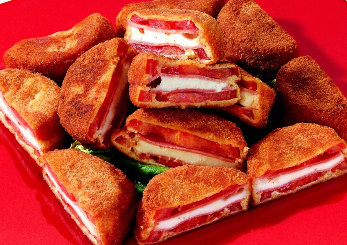 Tomatoes in Carrozza Recipe - La Cucina Italiana