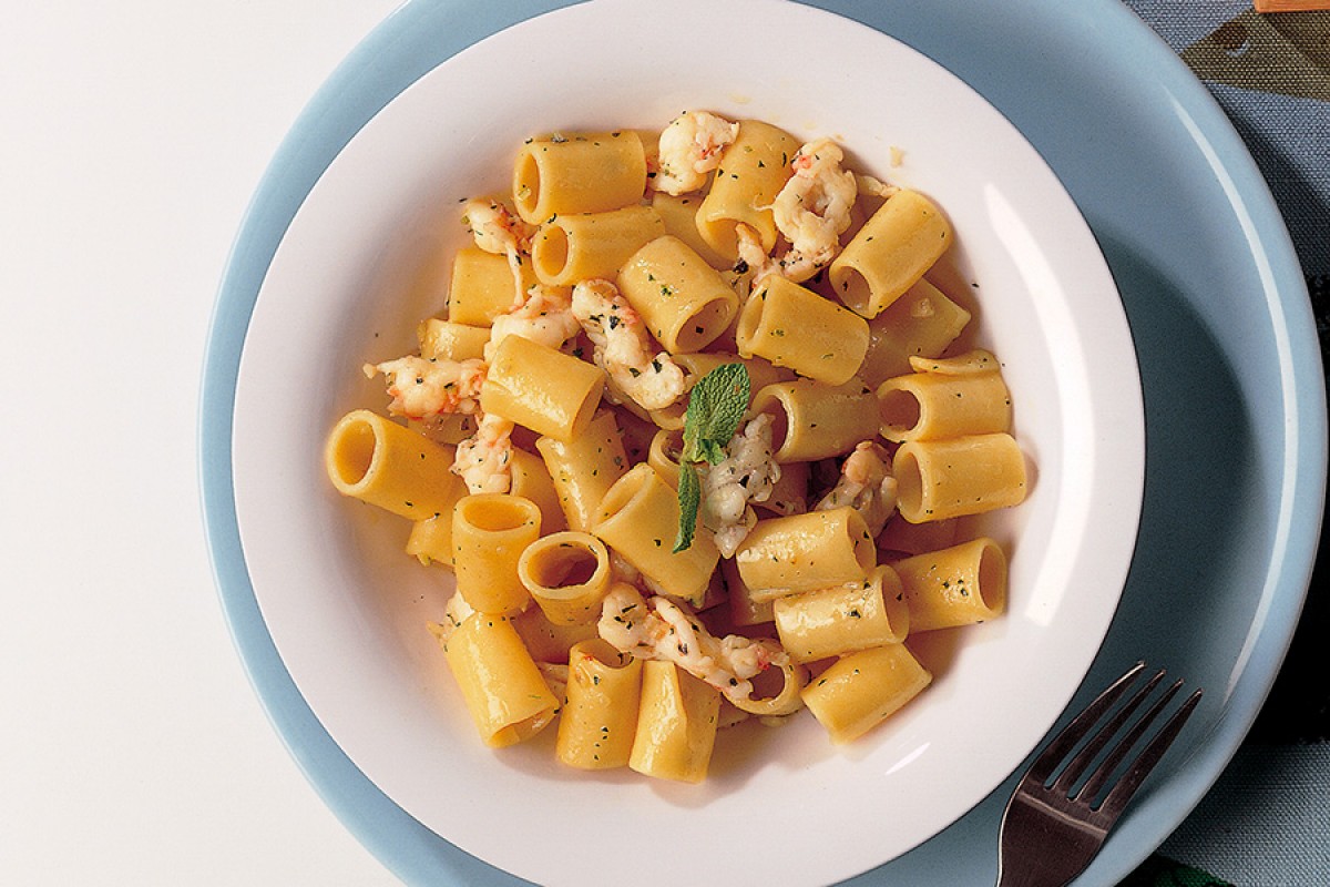 Pasta With Shrimp Ragù Sauce Recipe - La Cucina Italiana