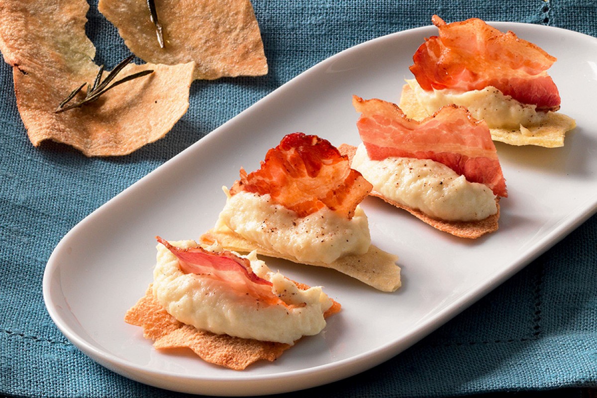 Cod Puree with Crispy Bread Recipe - La Cucina Italiana