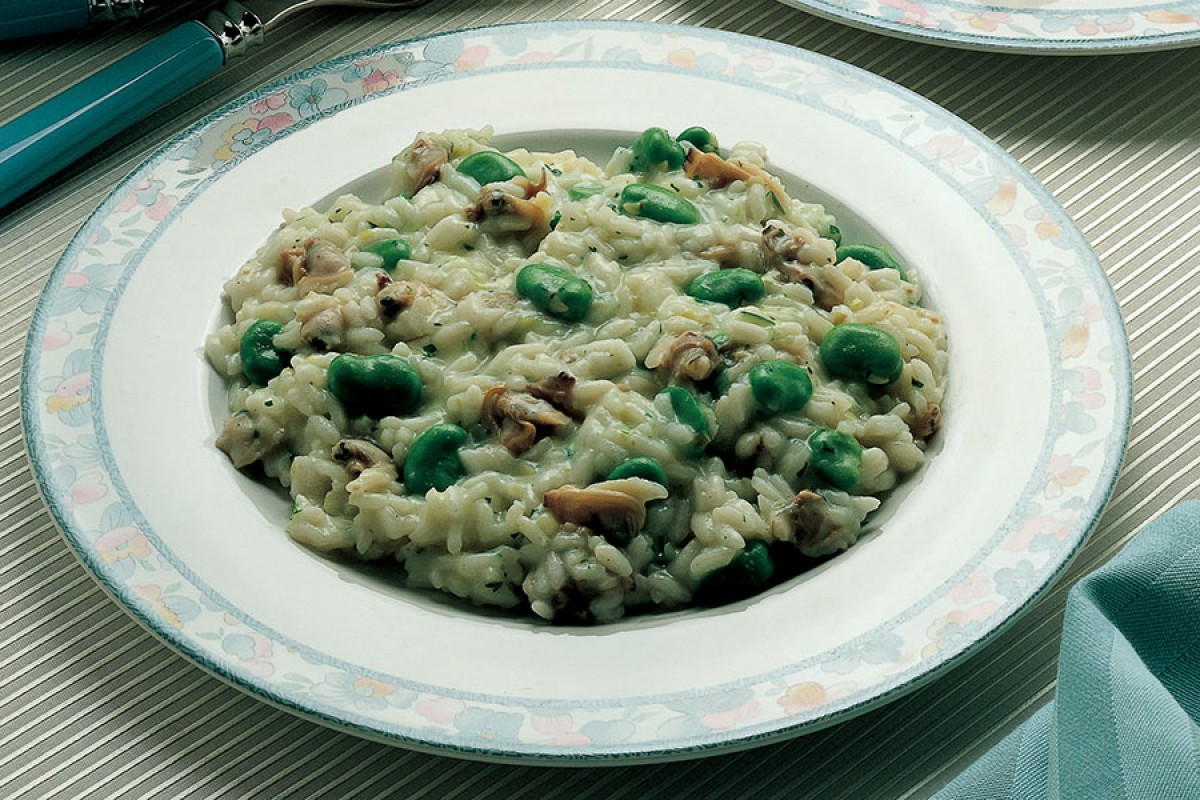 Risotto With Clams and Fava Beans Recipe - La Cucina Italiana