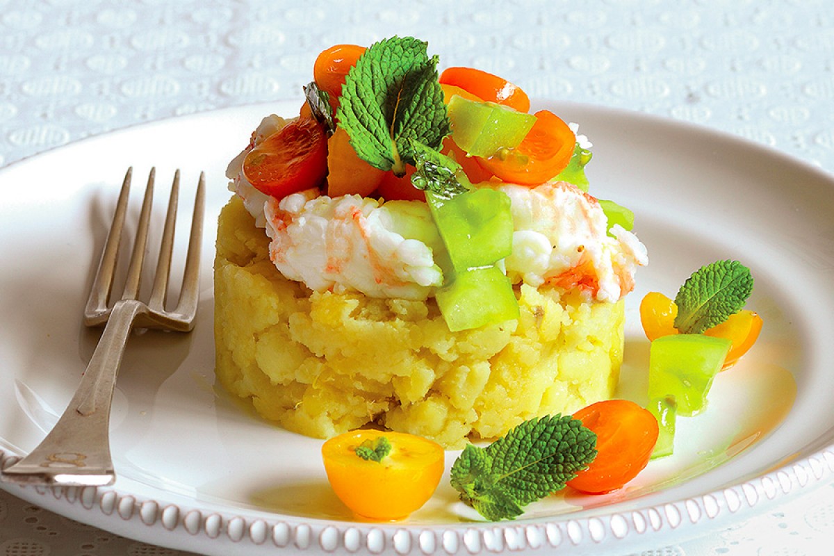 Prawns with Potatoes and Cherry Tomatoes Recipe - La Cucina Italiana