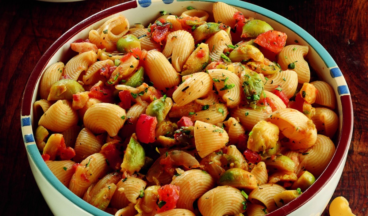 Shells with Brussels Sprouts Recipe - La Cucina Italiana