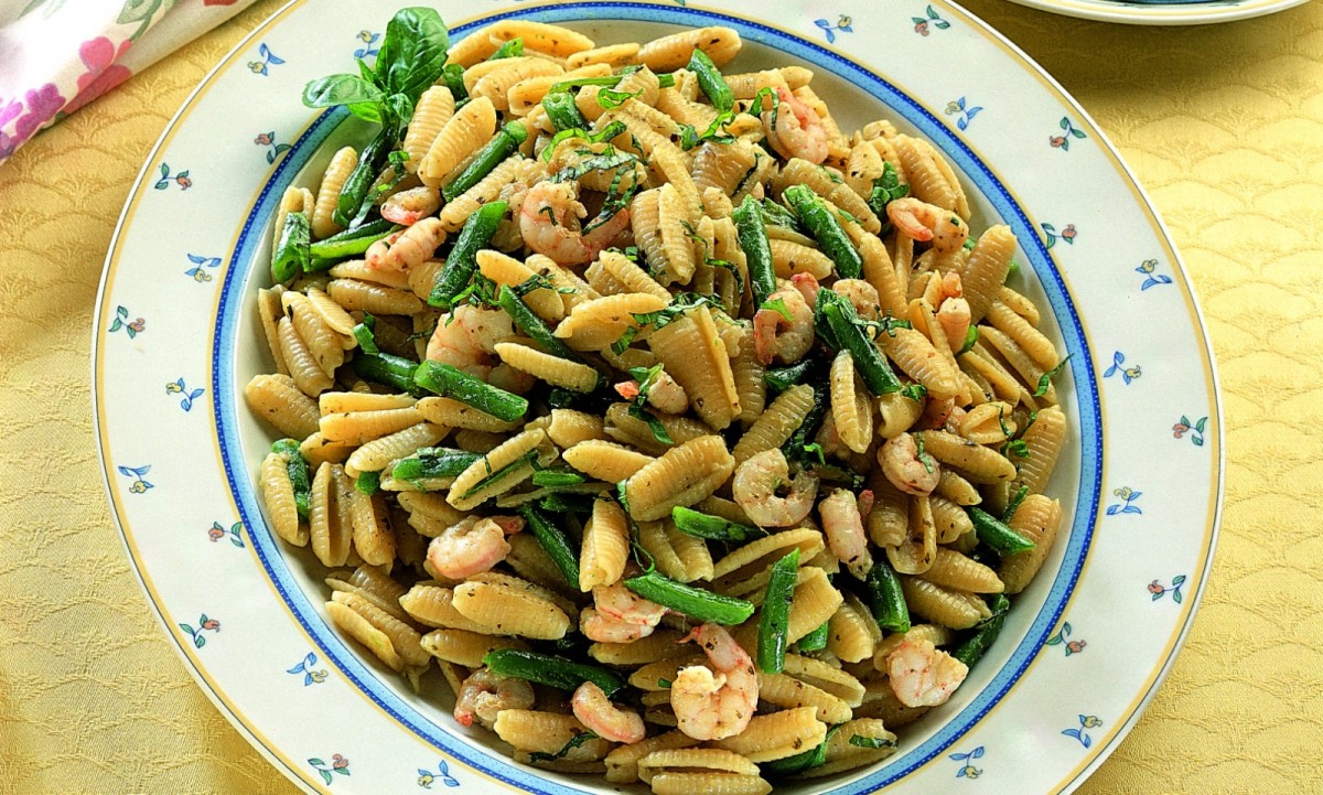 Sardinian Gnocchetti With Pesto and Shrimp Recipe - La Cucina Italiana